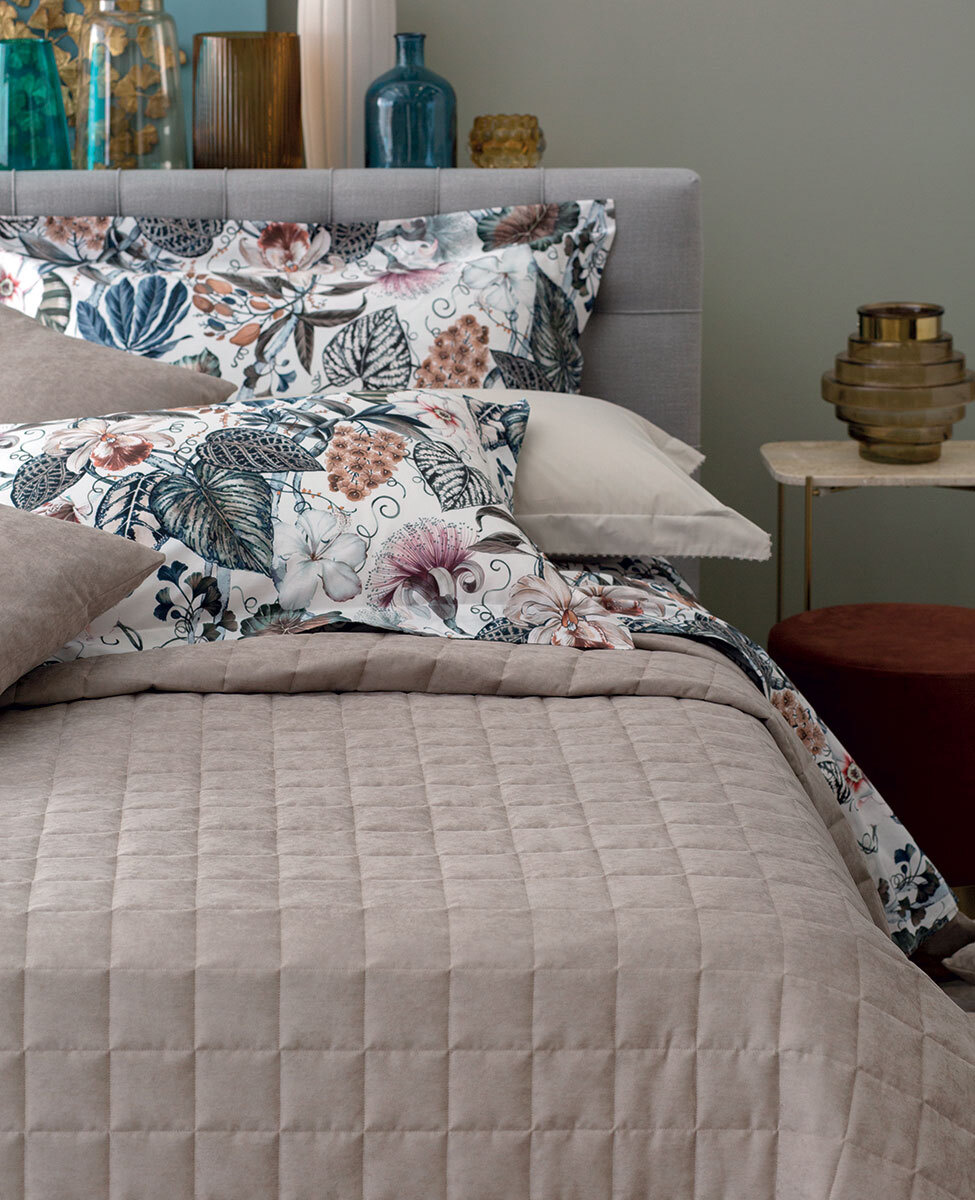 Narzuta welurowa Svad Dondi Maximilian Dove Grey Dove Grey - sklep internetowy podpierzyna.com