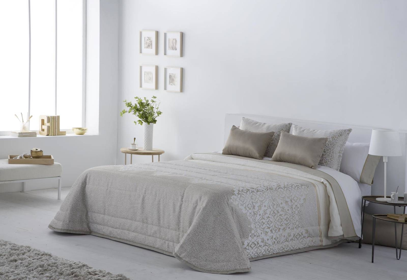 Narzuta żakardowa JVR Tejidos Sacha Gold Narzuta - sklep internetowy podpierzyna.com