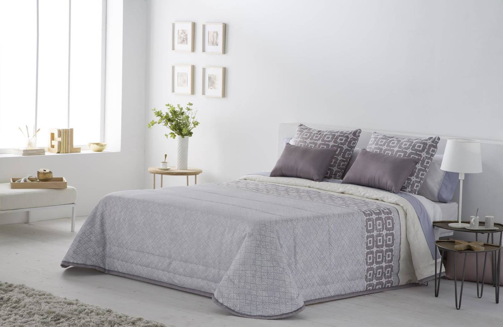 Narzuta żakardowa JVR Tejidos Morgan Malva Malva - sklep internetowy podpierzyna.com