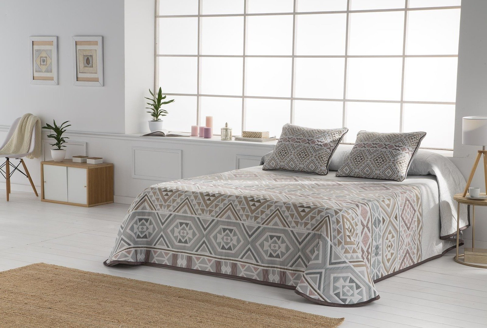 Narzuta żakardowa JVR Tejidos Dion Oro Narzuta - sklep internetowy podpierzyna.com